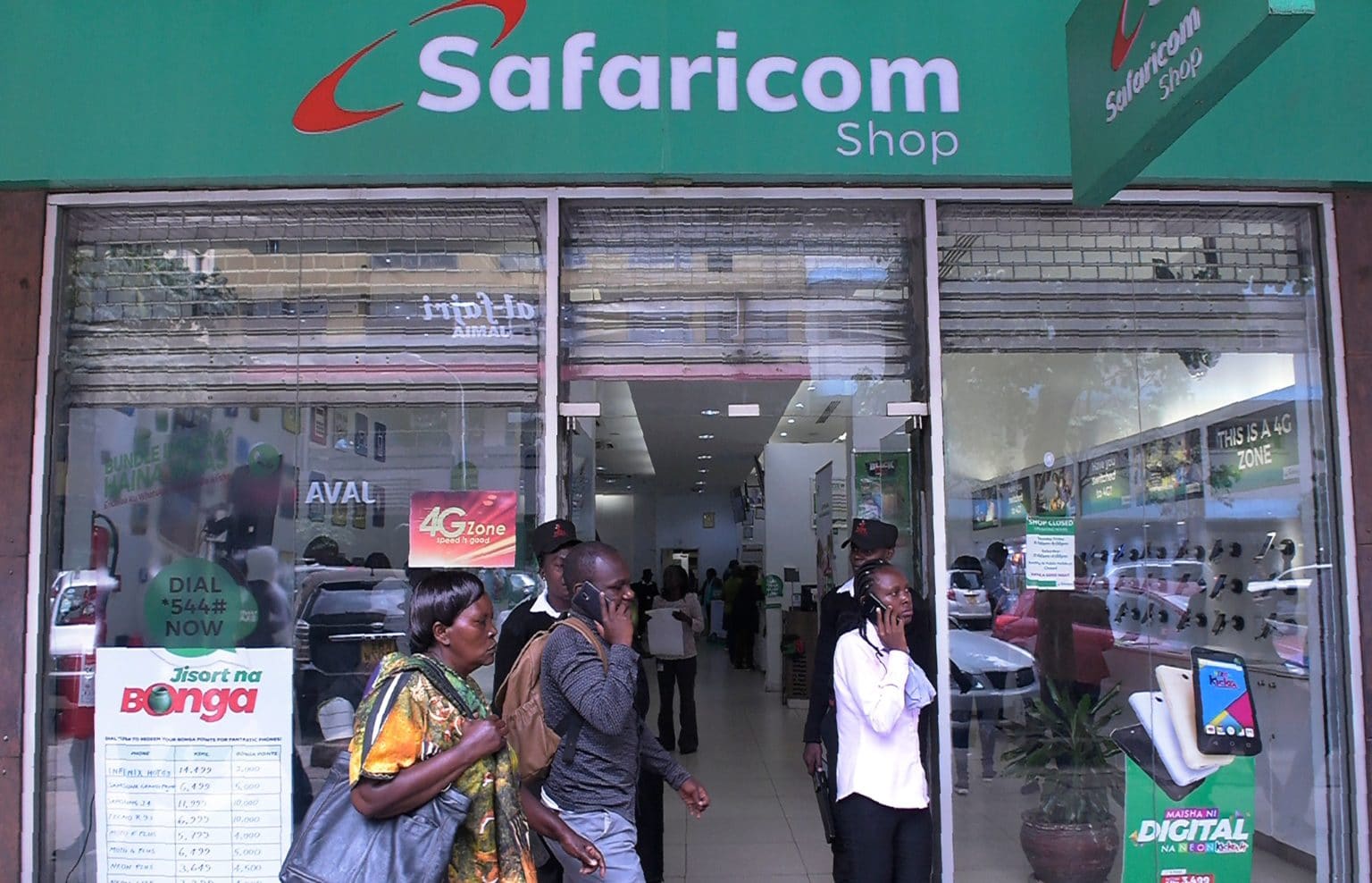 Kenya’s Safaricom Helps Students Manage Their Loans Via Phones - CNBC ...
