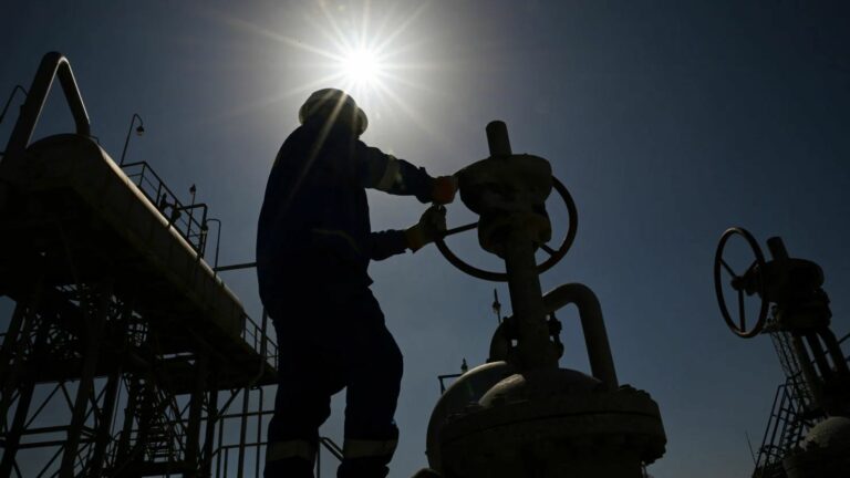 Iraq and UAE race to establish alternative oil pipelines as exports ...
